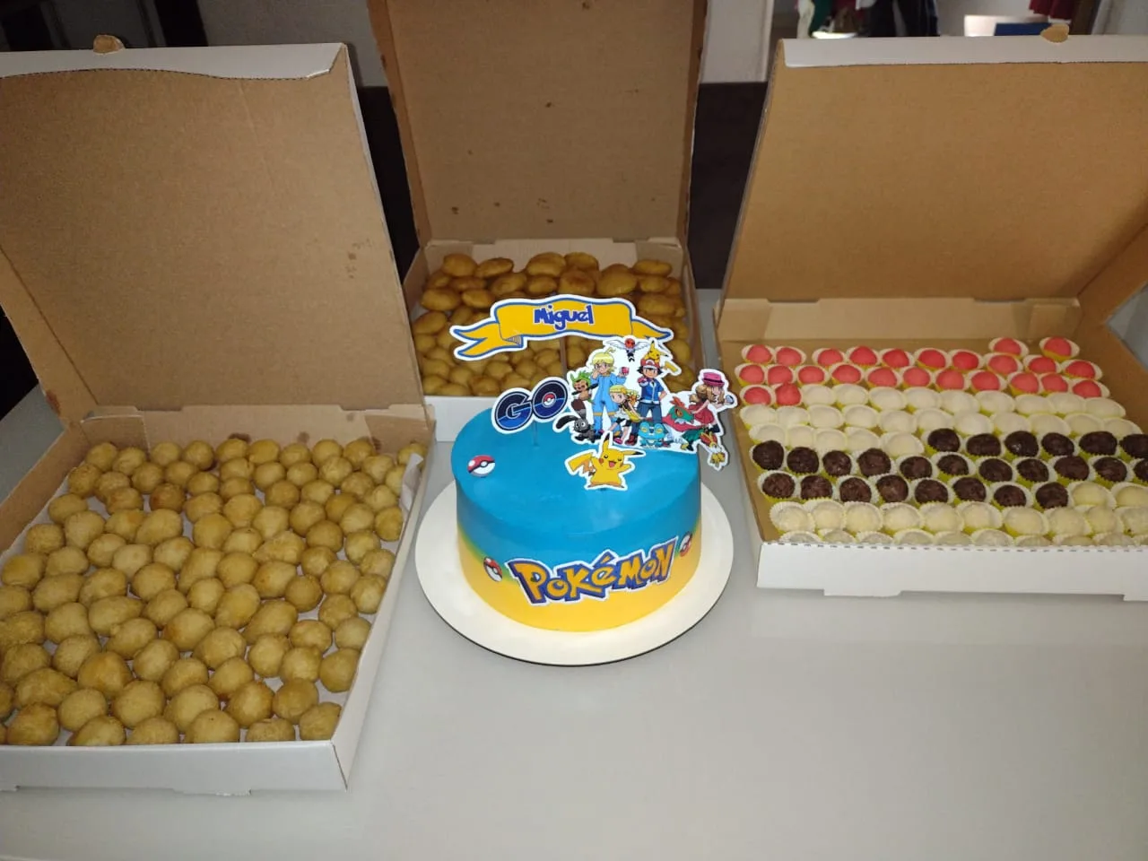 Kit Festa 20 Pessoas BH - Kit Festa Aniversário para 20 Pessoas